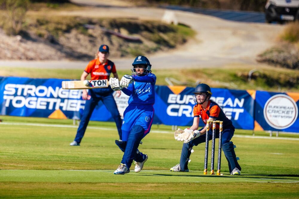 Guida al cricket: Come si gioca e regole - KikoBet Blog